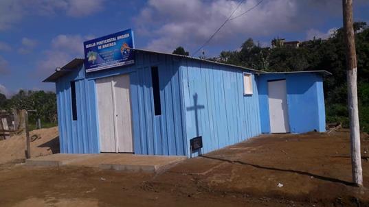 A IPU de Arataca - Ba, inaugura templo próprio.